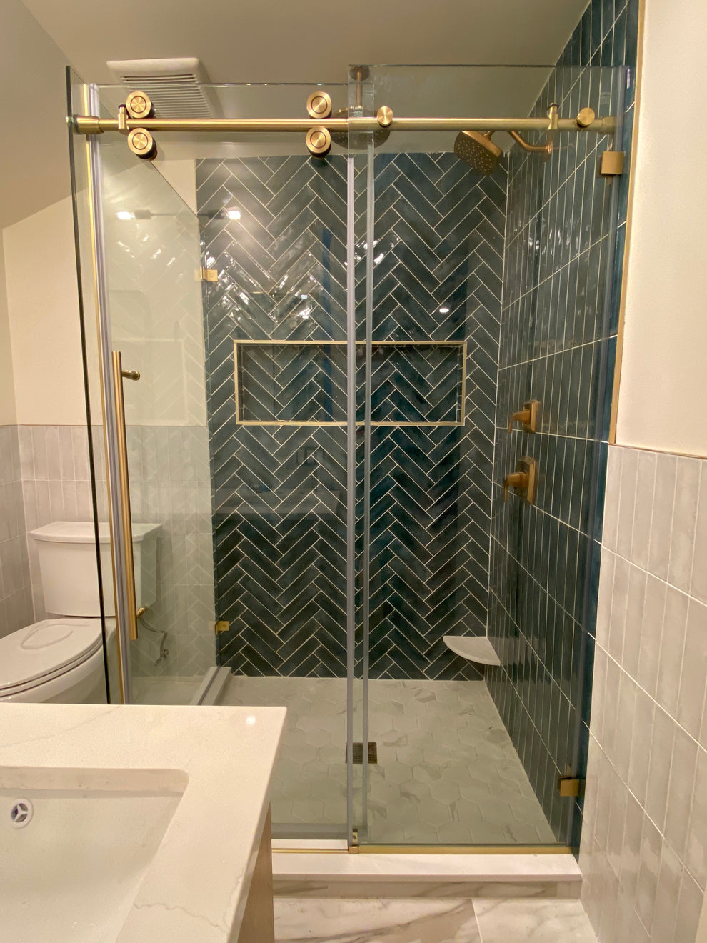 BH Frameless Single Sliding Shower Door with Return Panel {Brushed Gol