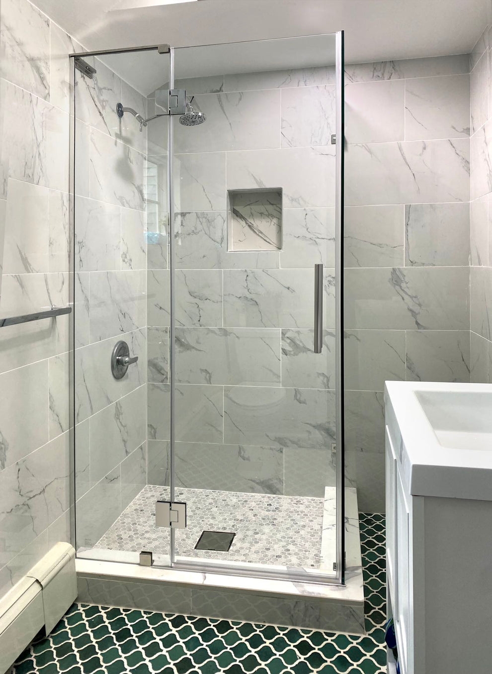 3PC Miko Hinge On Glass w/ Return Panel (Hinge Series F) (Brushed Nick